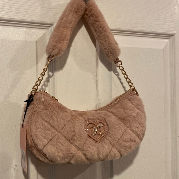 Juicy Couture | Bags | Bnwt Juicy Couture Viral Lets Get Cozy Shoulder Bag In Dusty Blush Pink ...